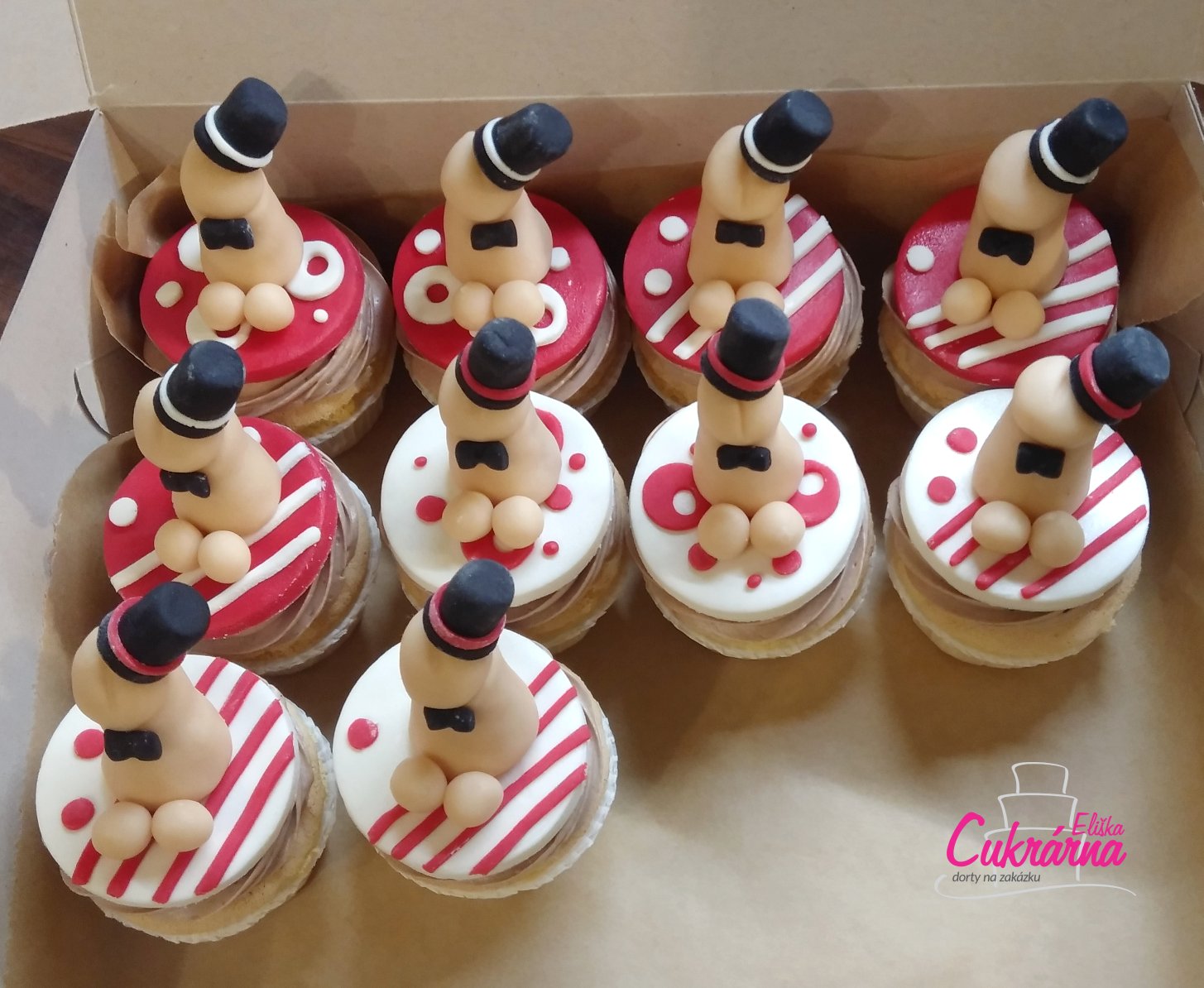 SVATEBNÍ DORTY | Cukrarnaeliska.cz